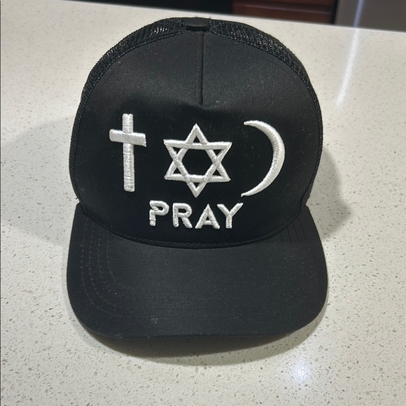 LOWER EAST SIDE | Accessories | 525 Must Buy 5 Pray For Clothing ...